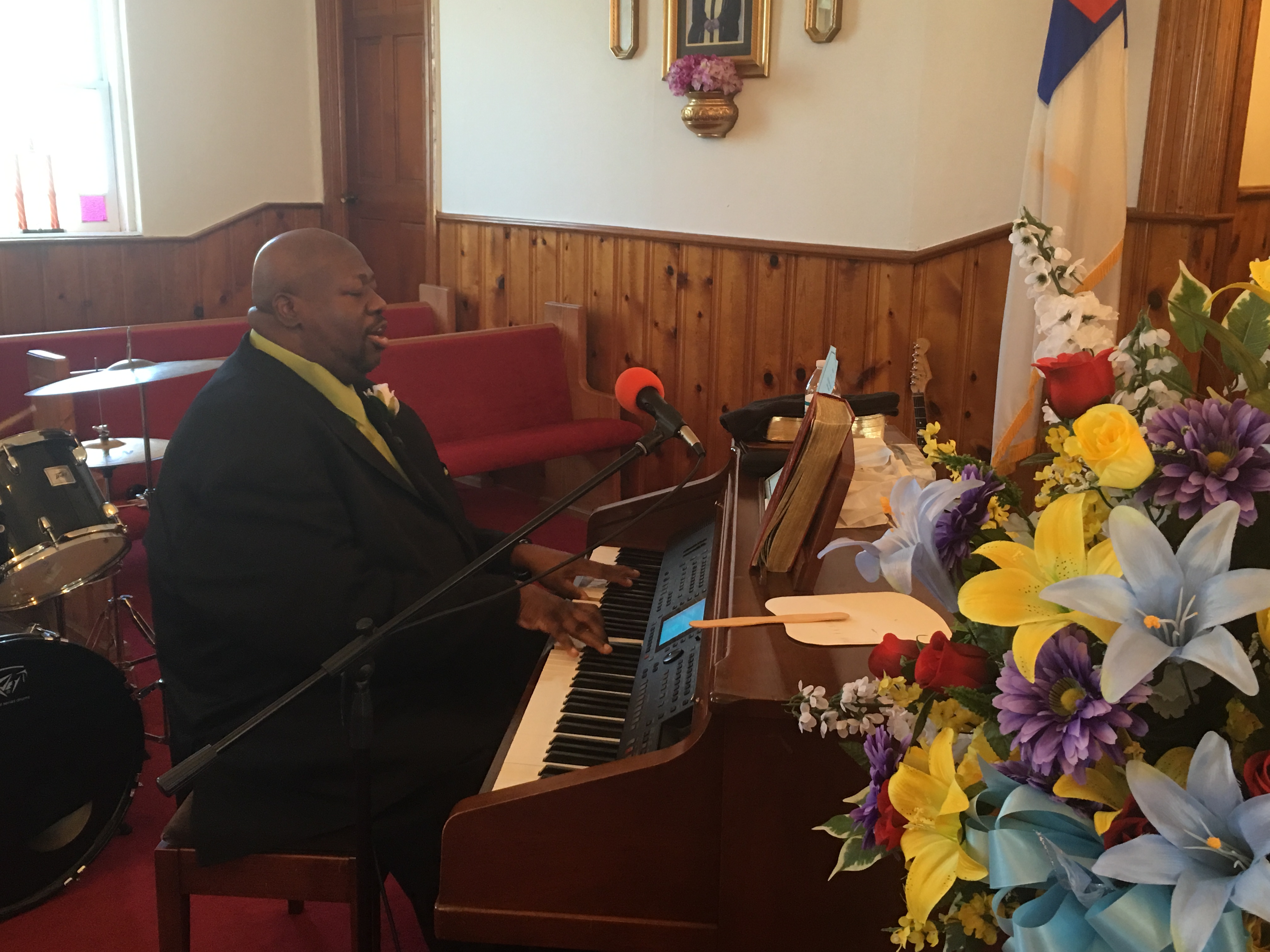 [PICTURES] Of The Pastor Of The Month Presentation For Pastor Donald ...